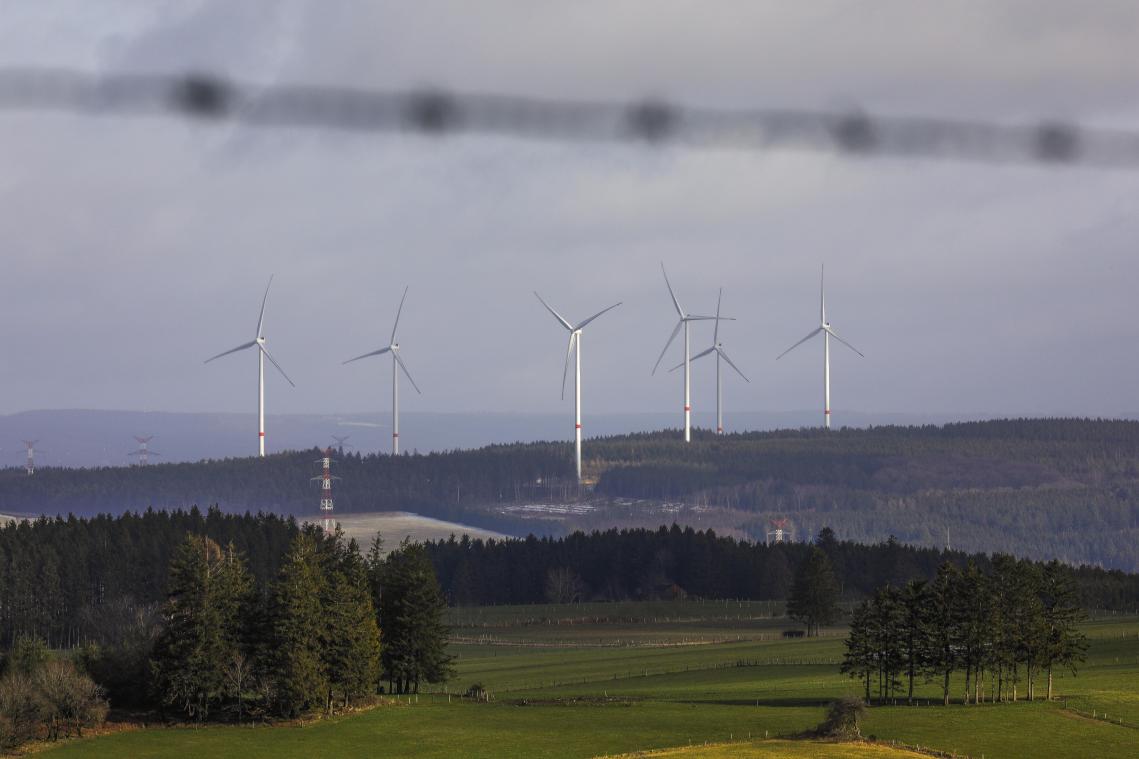 Luminus plant fünf Windräder nahe Baraque de Fraiture - GrenzEcho